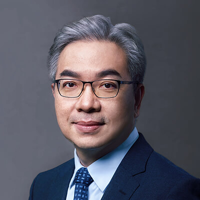 Driving decarbonization and digitalization. Together. 數位低碳 共創末來